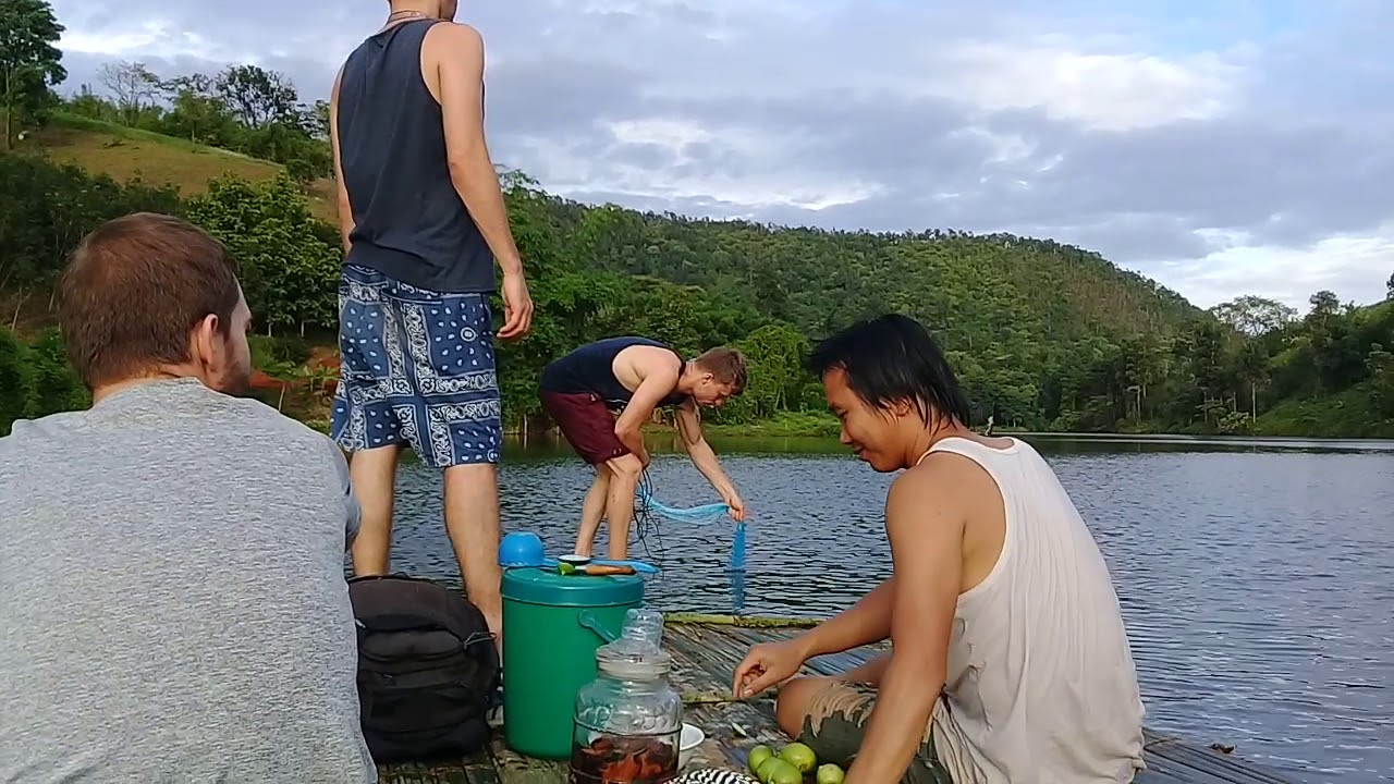 Fishing in Chiang rai Thai land - YouTube