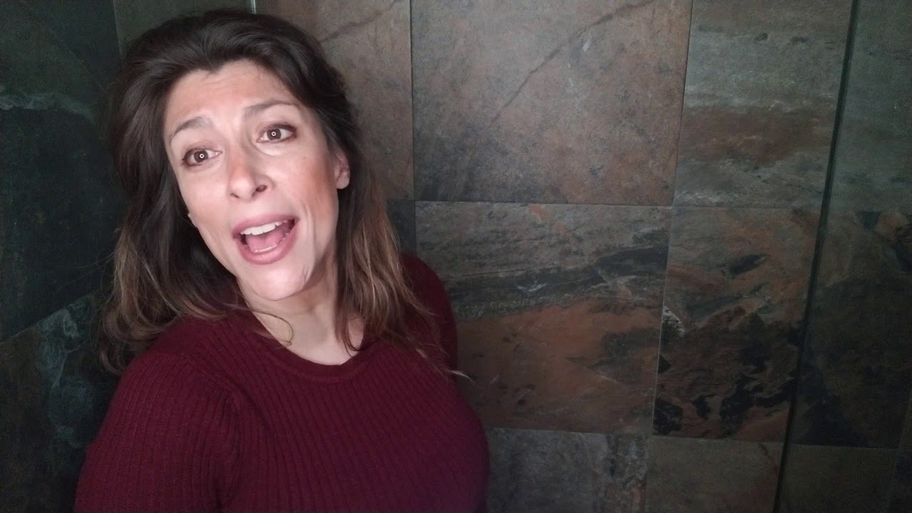 Lockdown Lullabies #4- Lori Alter sings I'd Rather Go Blind - YouTube