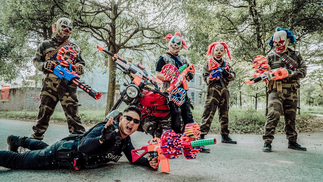 LTT Films : Daring Nerf Escape Silver Flash Nerf Guns Fight Crime Tiger Mask Boss Crazy Trap ...
