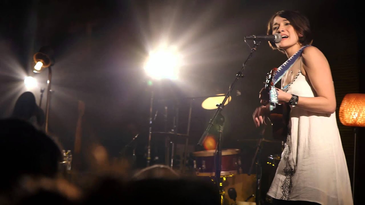 Kat McDowell: Finalist of Guitar Center's Singer-Songwriter 4 - YouTube