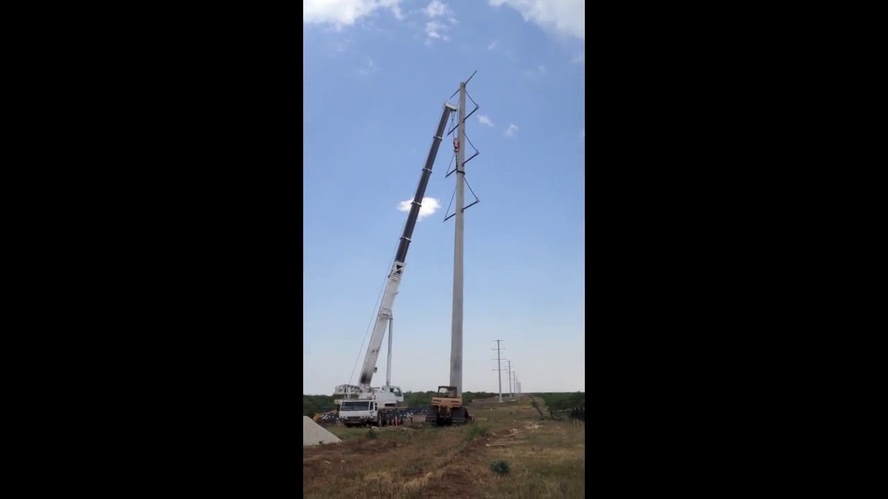 Installation of Lone Star Transmission Electric Lines - YouTube