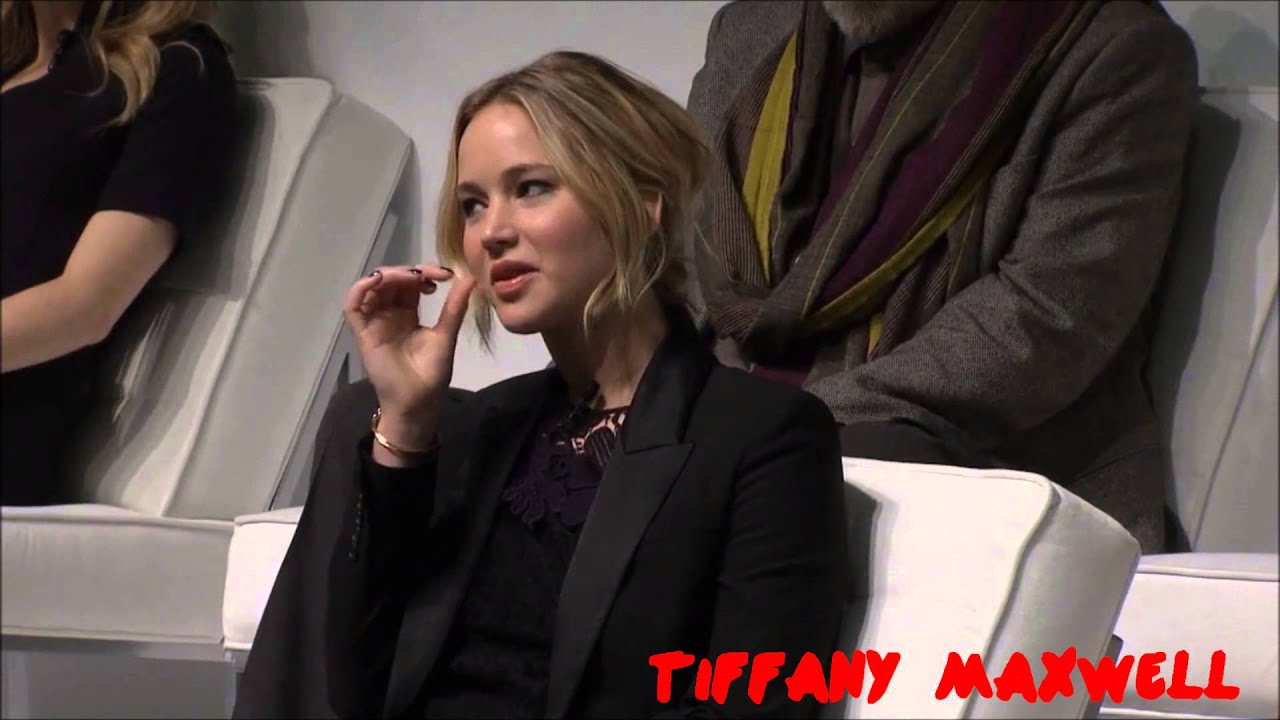 Jennifer Lawrence - Funny Moments (Part 32) - YouTube
