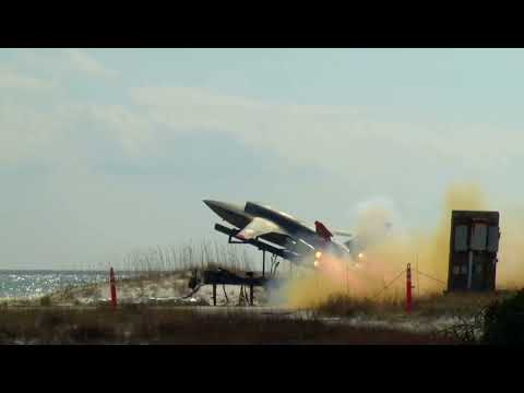 USMC. XQ-58A Valkyrie low-cost tactical unmanned air vehicle launches ...