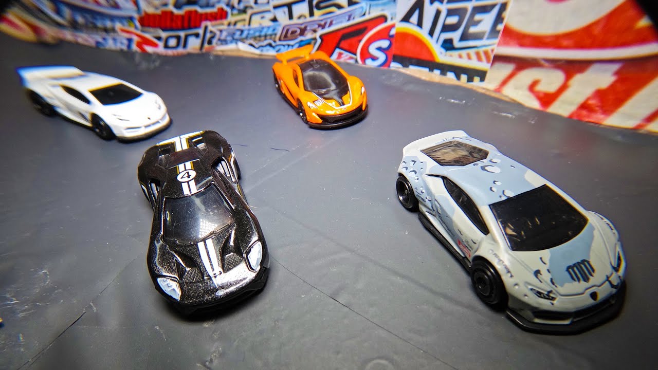 DIECAST CARS RACING | Second Race of the Season on the "Extreme Vortex ...