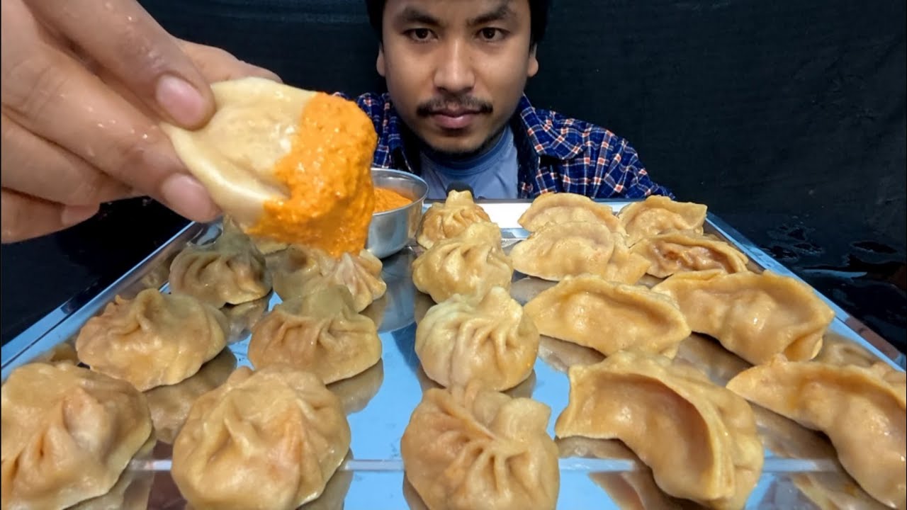 EATING SPICY CHICKEN MOMO WITH SPICY CHUTNEY BIG BITE MUKBANG, CHICKEN ...
