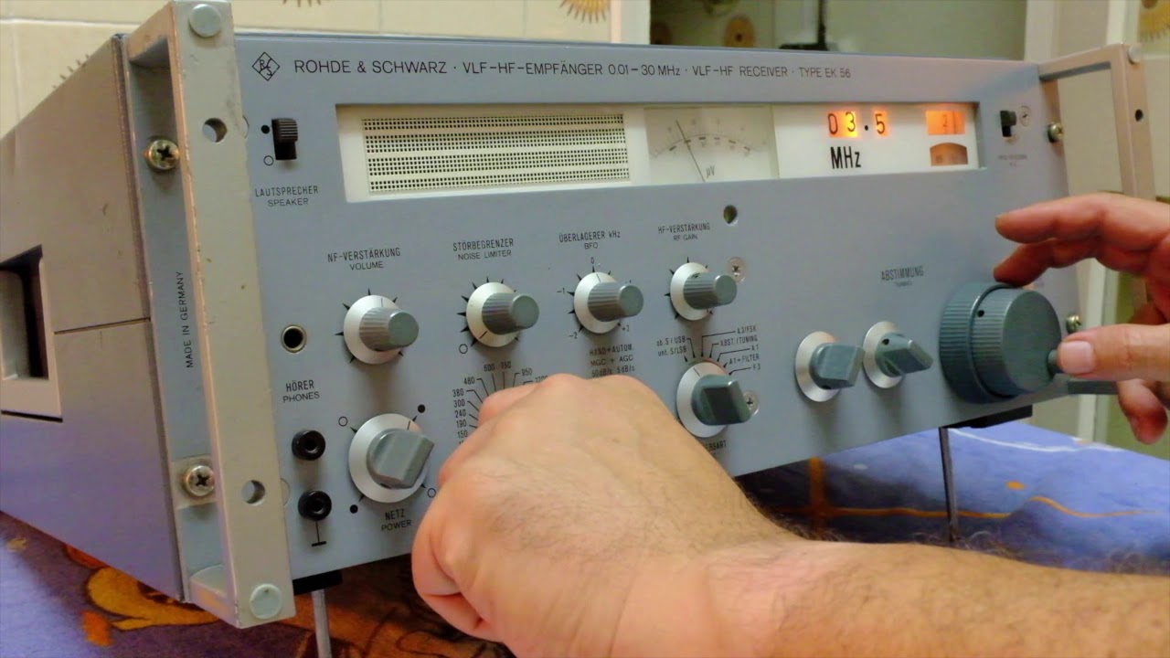 Rohde & Schwarz EK56 VLF - HF Radio Receiver - YouTube