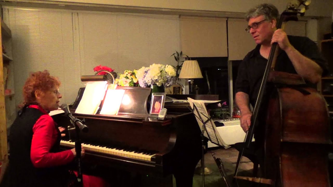 Julie Holtzman performs "Makin' Whoopee" in YIDDISH by Walter Donaldson ...