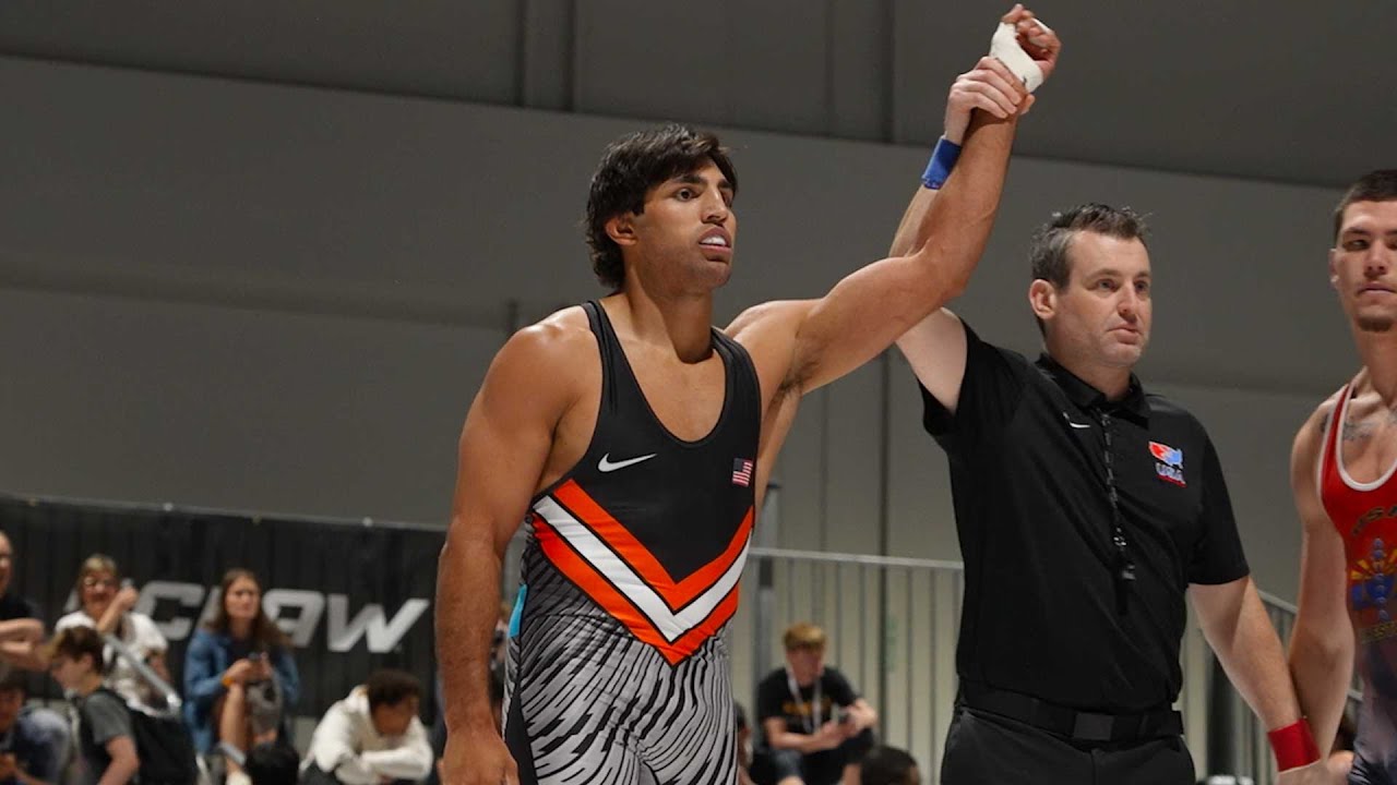 Zahid Valencia's First Match At The 2025 US Open - YouTube