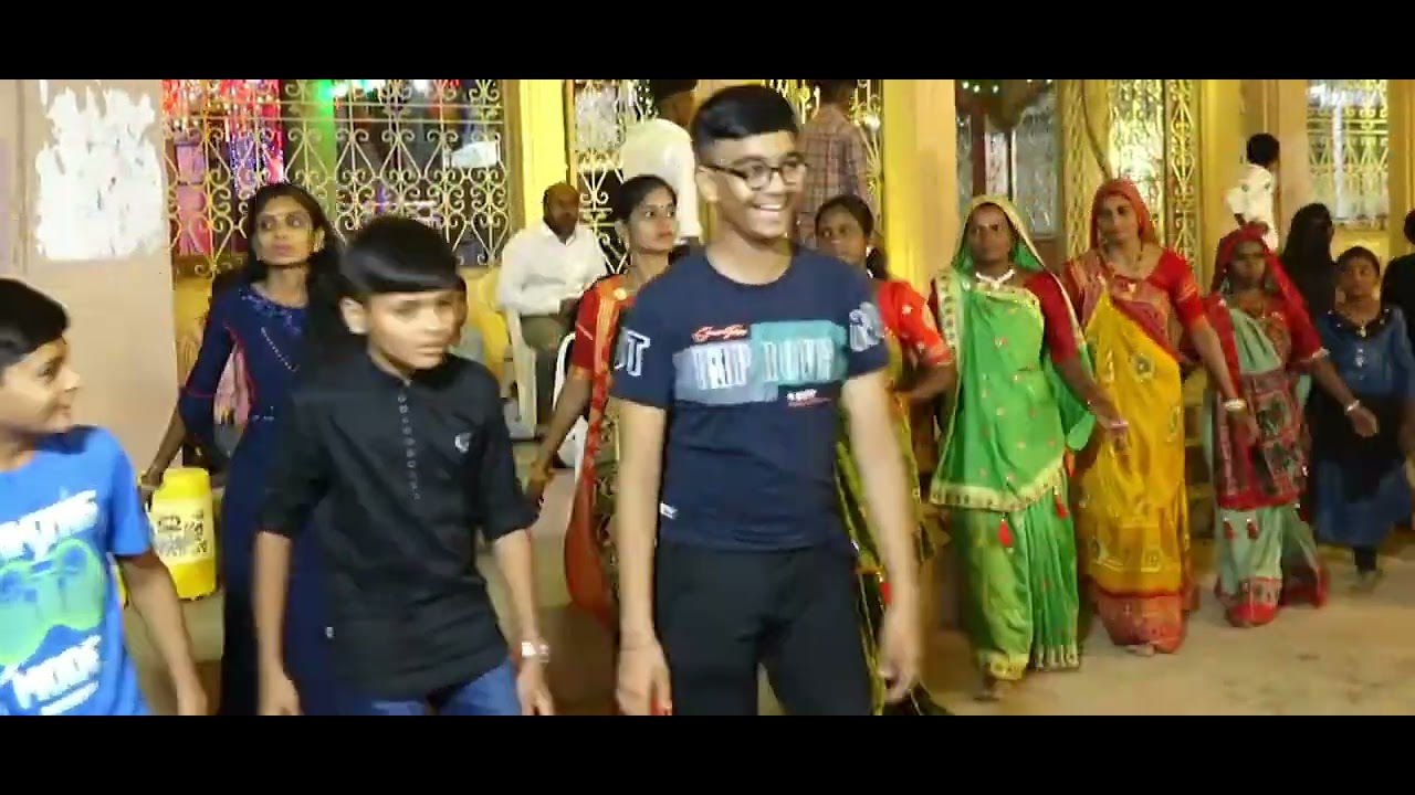 Jignesh Barot Unava Live Garba Full Moj... Folk musicl Gorup. - YouTube