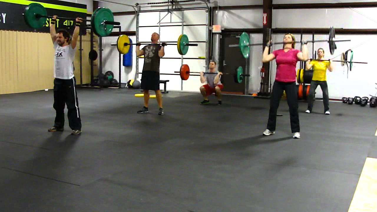 CrossFit 417 6am class thrusters - YouTube