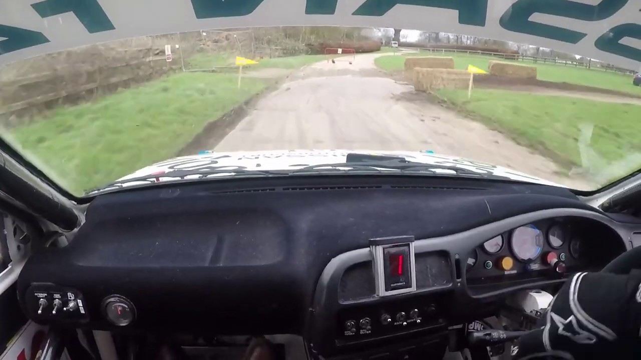 Nissan F2 Race Retro 2020 CB MW - YouTube