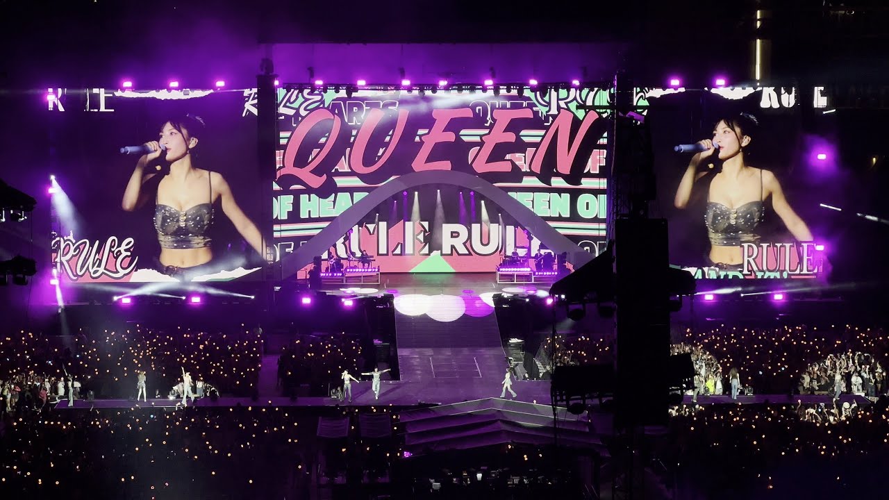 TWICE | QUEEN OF HEARTS + TITLE TRACK MEDLEY | ATLANTA | 230709 | 4K ...