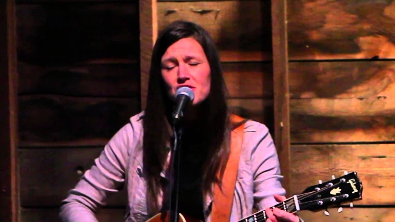 Rachel Taylor sings "Broken" at Marblehead Music Barn with Michael ...