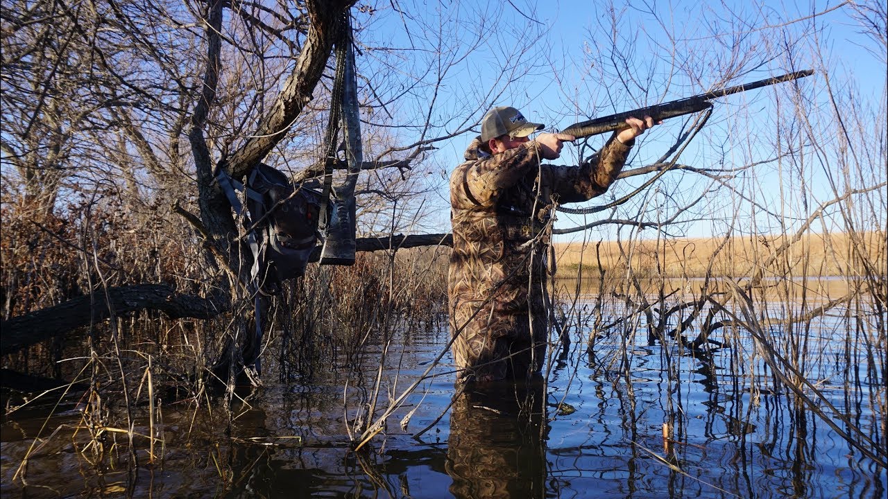 GreenHead Heaven!! Kansas Timber Duck Hunt - YouTube