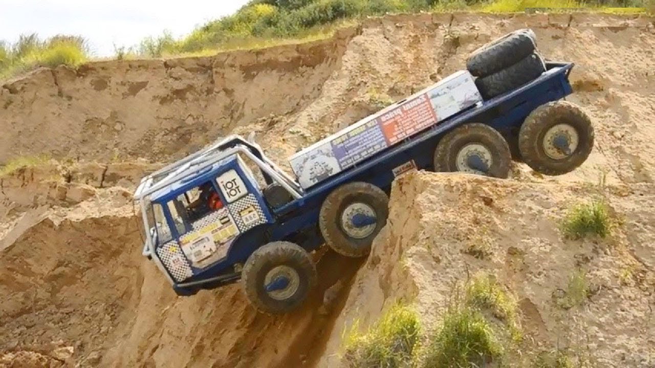 Crazy Truck Driving In Extreme Mud Off Road | Best Trucker On Mud Roads ...