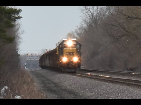 Old CSX EMD SD50-3 #8662 leads a CSX welded rail train in Buffalo NY, 4/5/2023 - YouTube