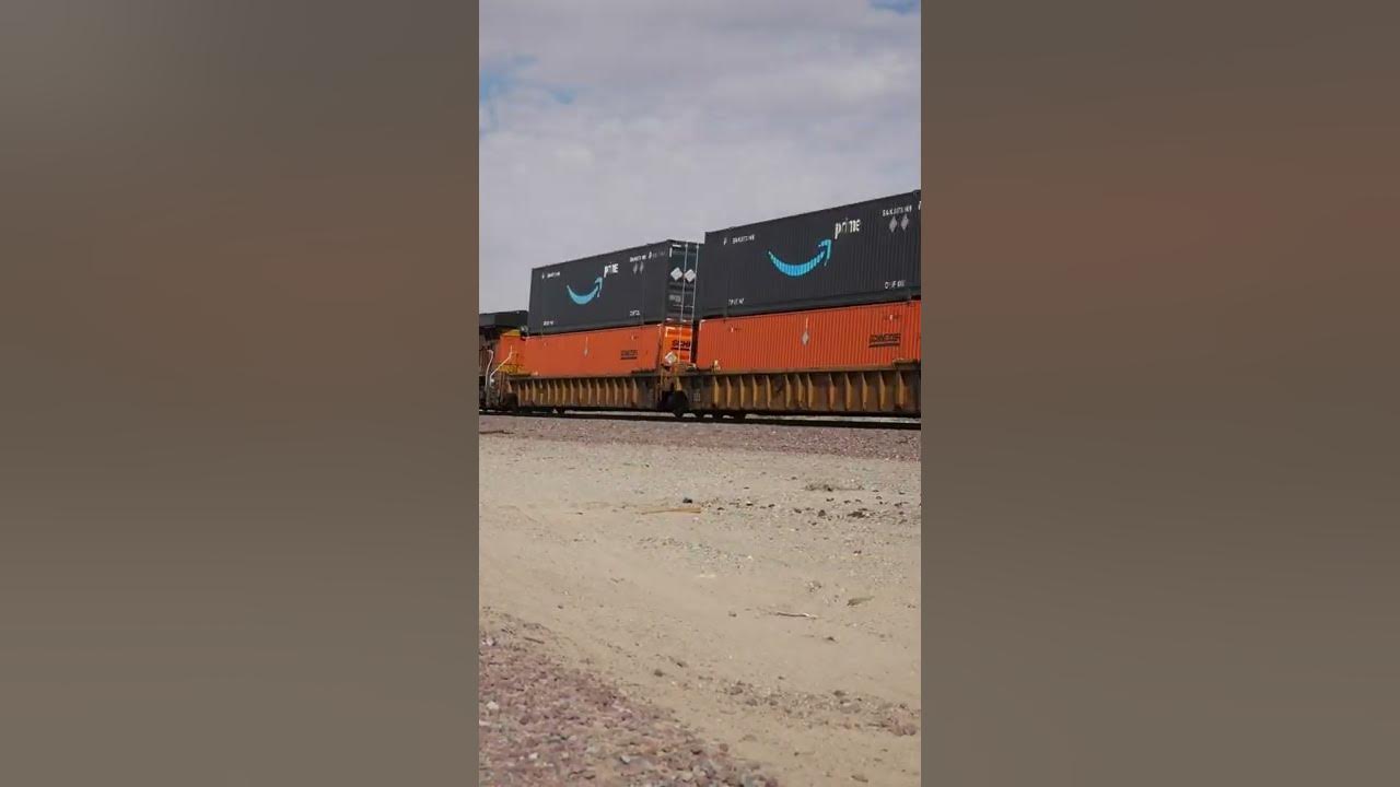 BNSF 7846 & BNSF 8105 MID DPU STACK TRAIN - YouTube