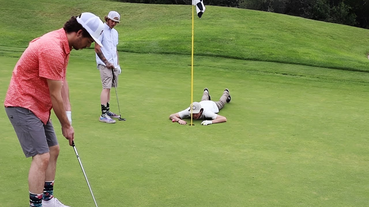 WHAT IT LOOKS LIKE TO GO PRO IN GOLF - YouTube