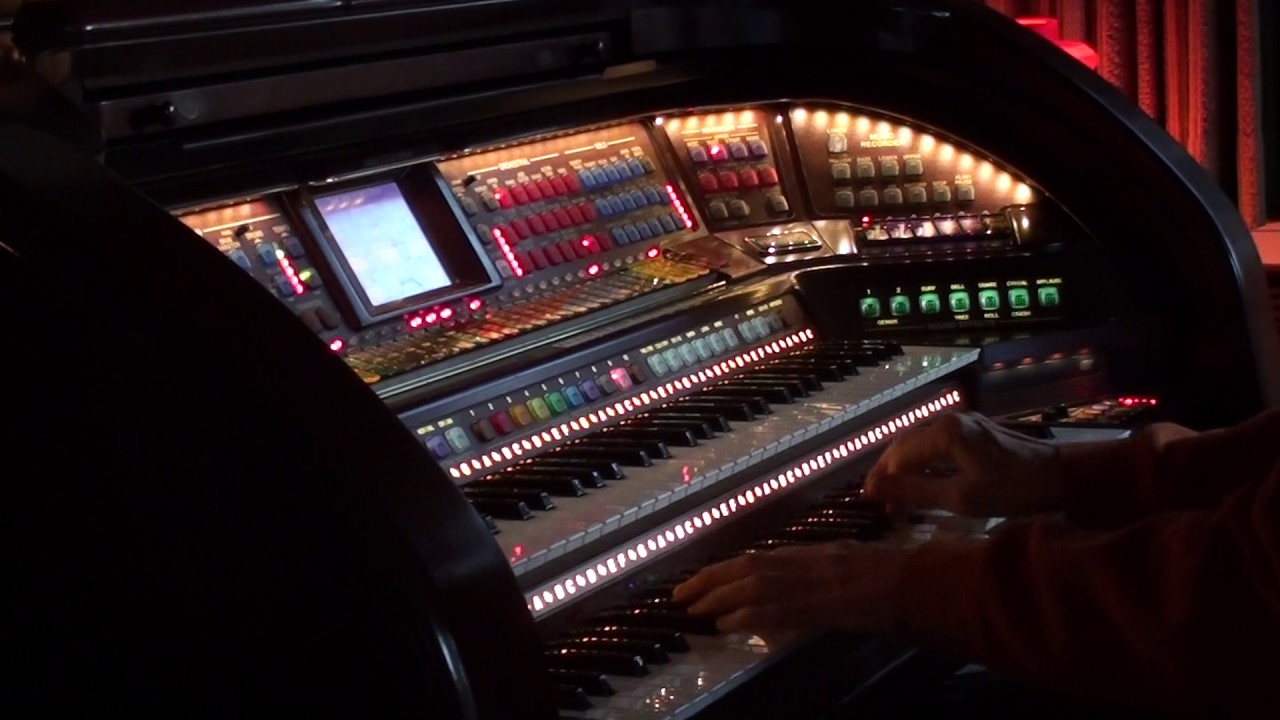Walter Hammel Plays 60's Pop Hit "I Will Follow Him" On the Lowrey ...