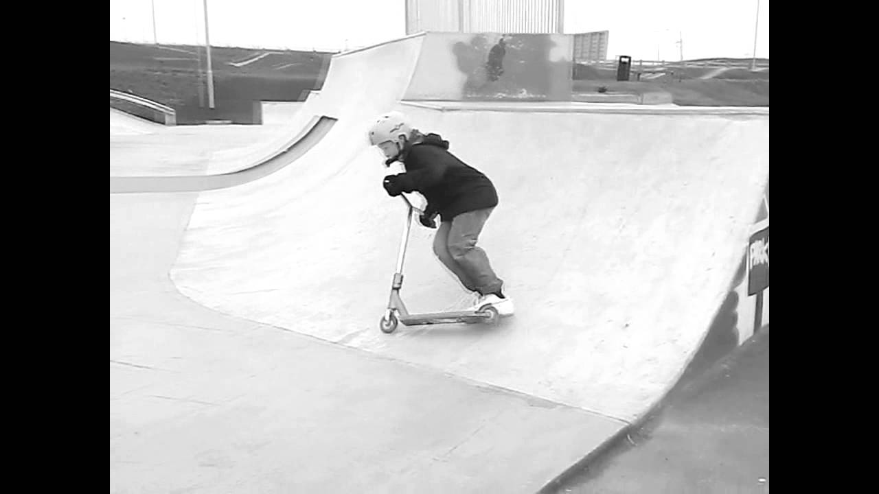 charlie chill clips - YouTube