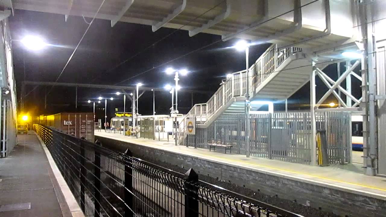 (HD) Nightime Freight Trains On The North London Line Including FLHH ...