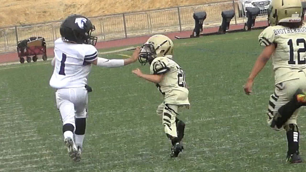 Pleasant Hill Falcons versus Hayward Aggies - 8U Junior PeeWee Football ...