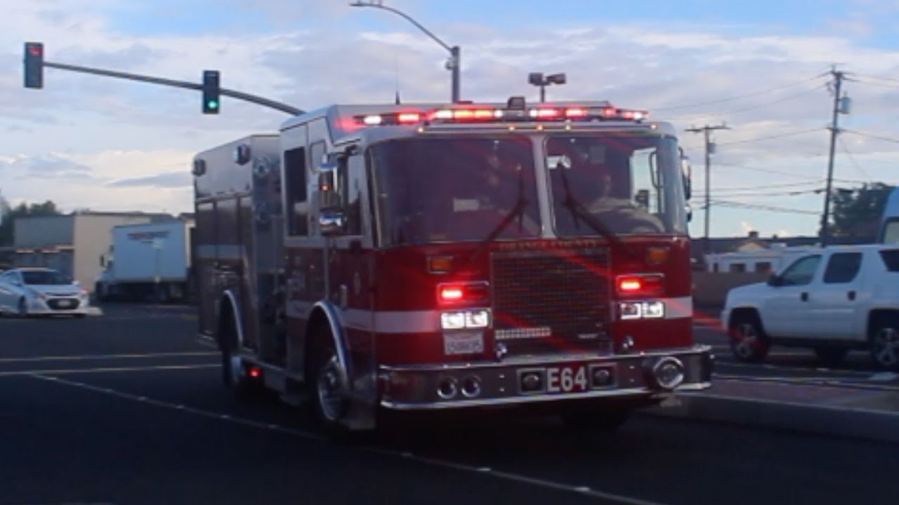 OCFA Engine 64 responding - YouTube