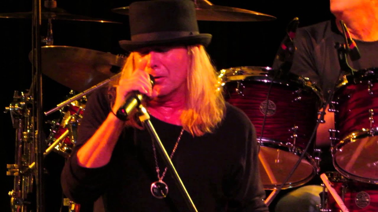 The Robin Zander Band - Dancing Days (Coach House in San Juan ...