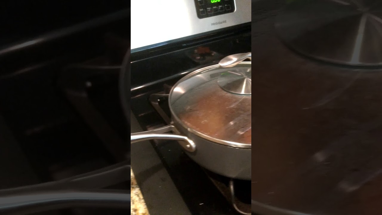 Tupperware Chef Series II 5-Qt Sauteuse with Glass Cover - YouTube