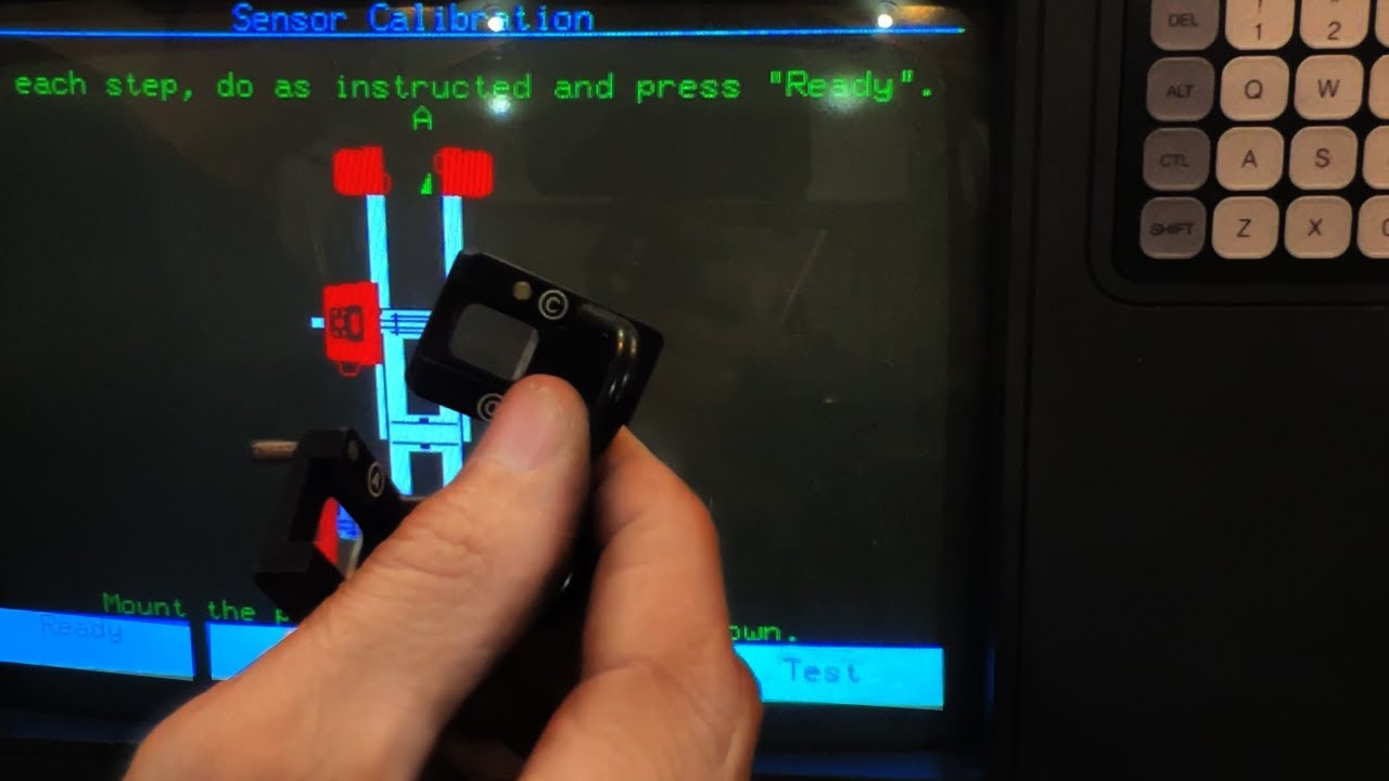 Calibrating Hunter Alignment Optical Sensors Sets - YouTube