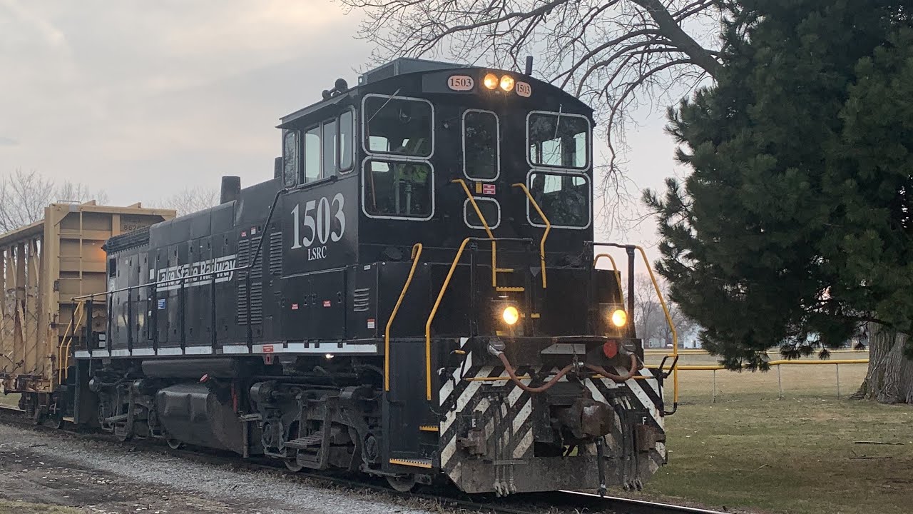 Lake State Railway 1503 southbound Bay City Mi - YouTube