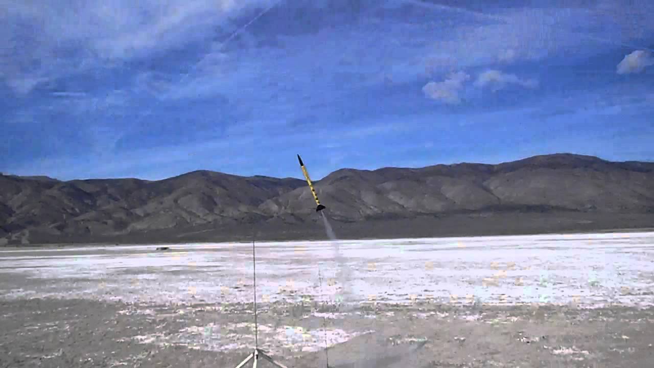 Fail Estes Helicat model rocket with parachute fail that turned into a ...