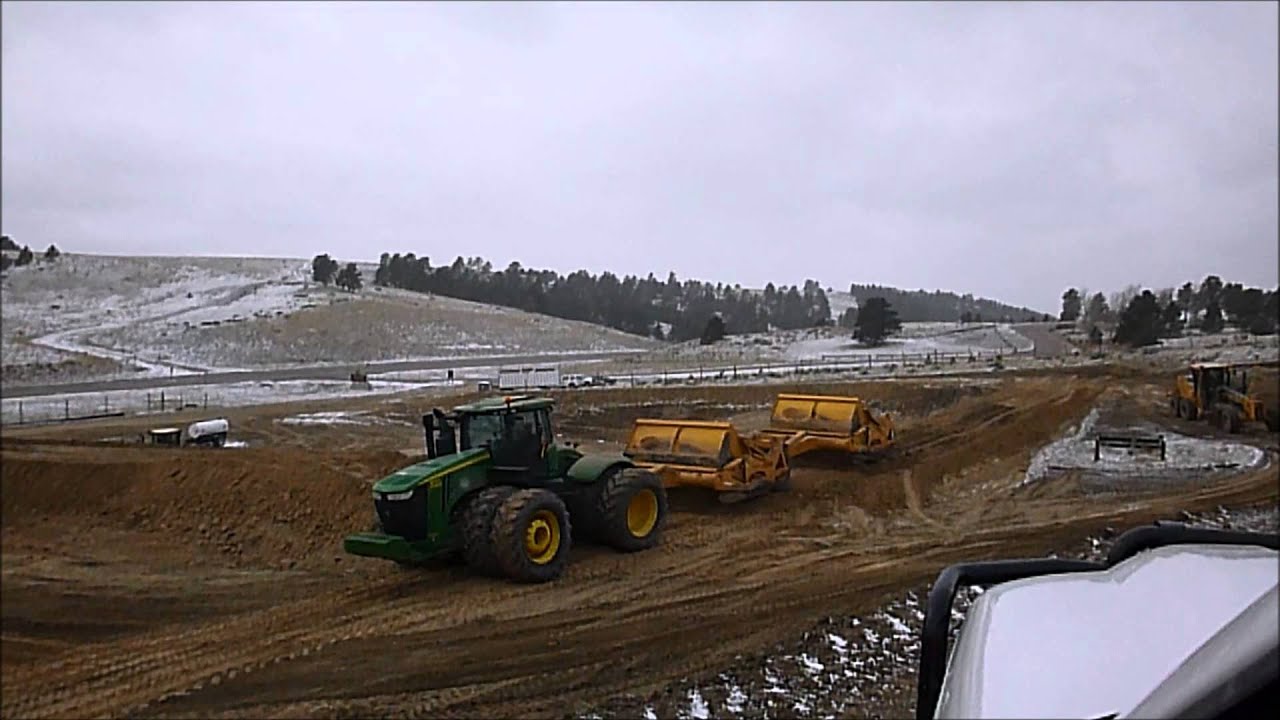 Building A Berm With Deere Pull Pans - YouTube