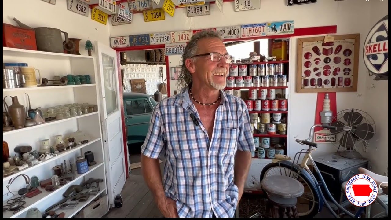 Brighton, Iowa’s, Old Time Service Station Museum - YouTube