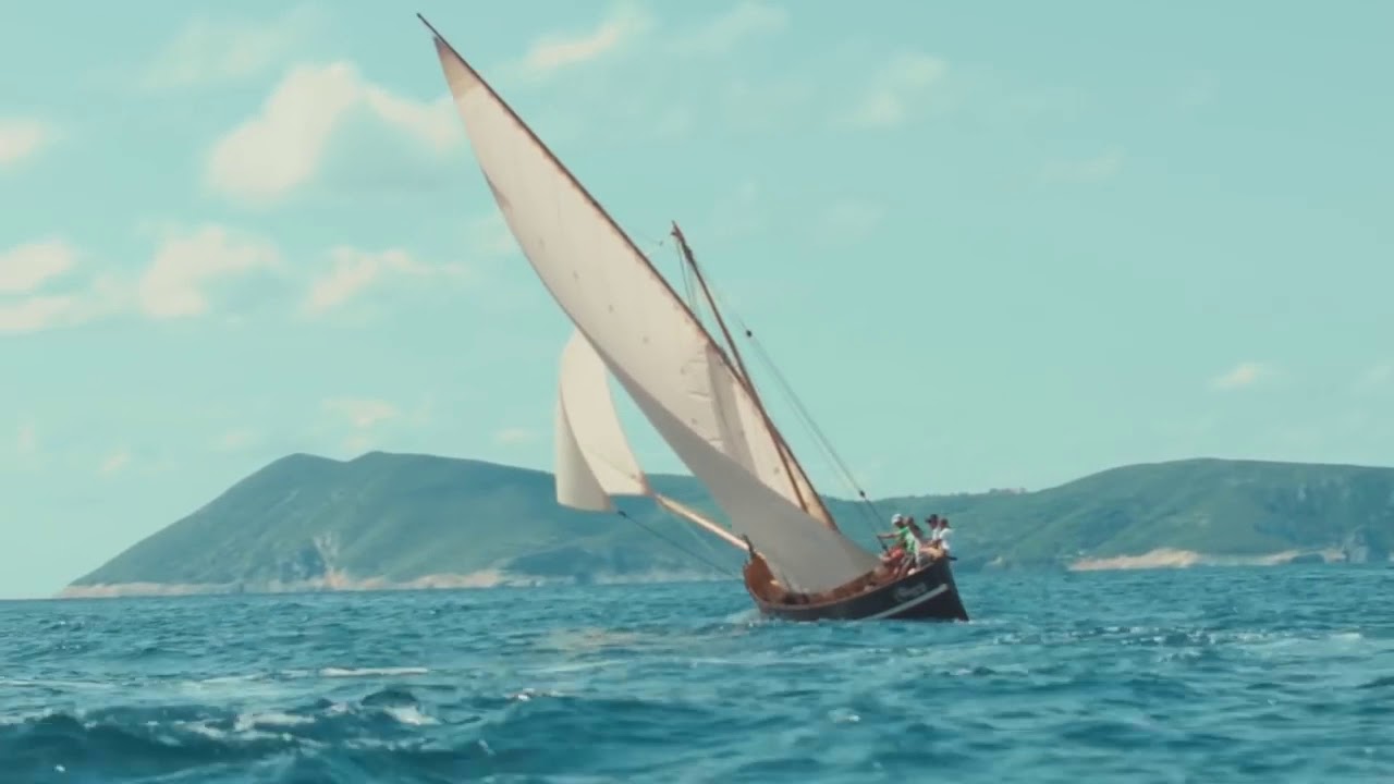 Gajeta Falkusa Traditional sailing in Croatia -Geopark Vis archipelago ...