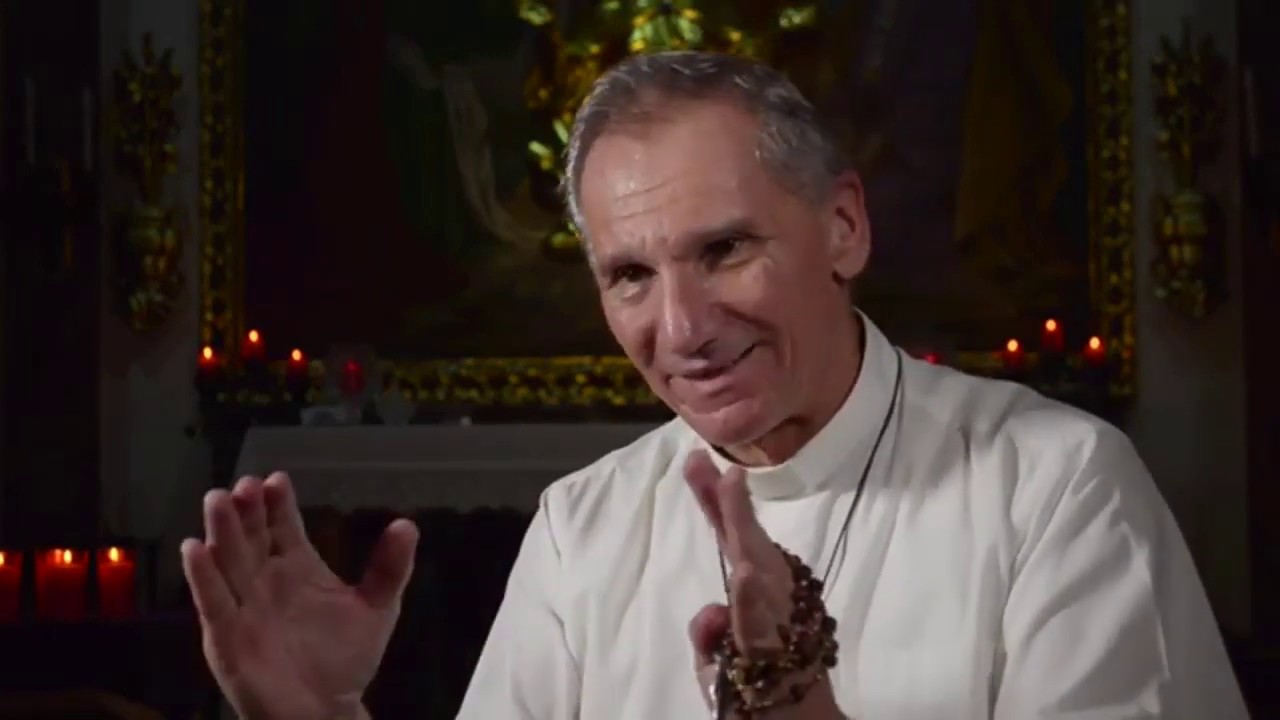 Il Halloween - Fr Ray Toledo - YouTube