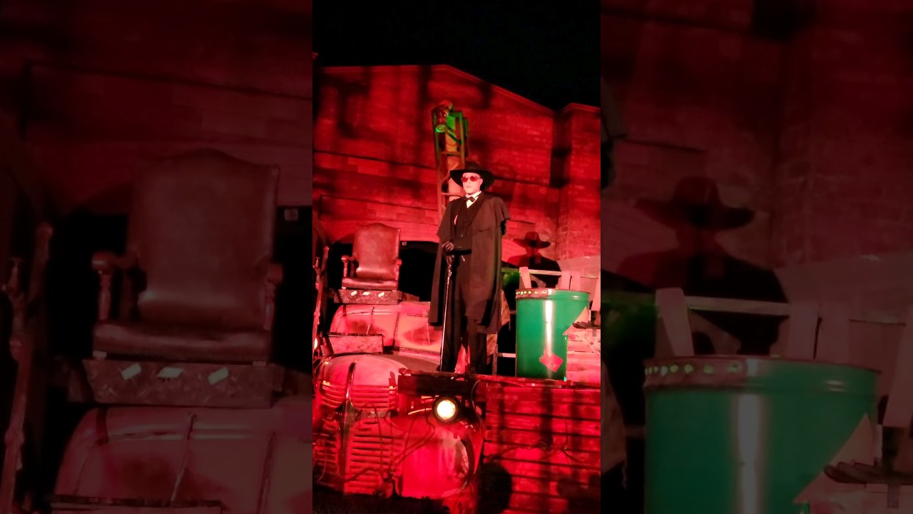 judge doom in oogie boogie bash #oogieboogiebash #judgedoom #Disneyland ...