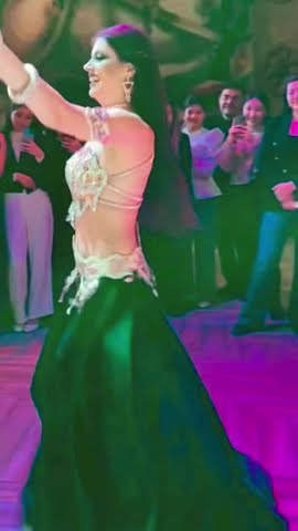 Arabian wedding party belly dance show. #bellydancing - YouTube