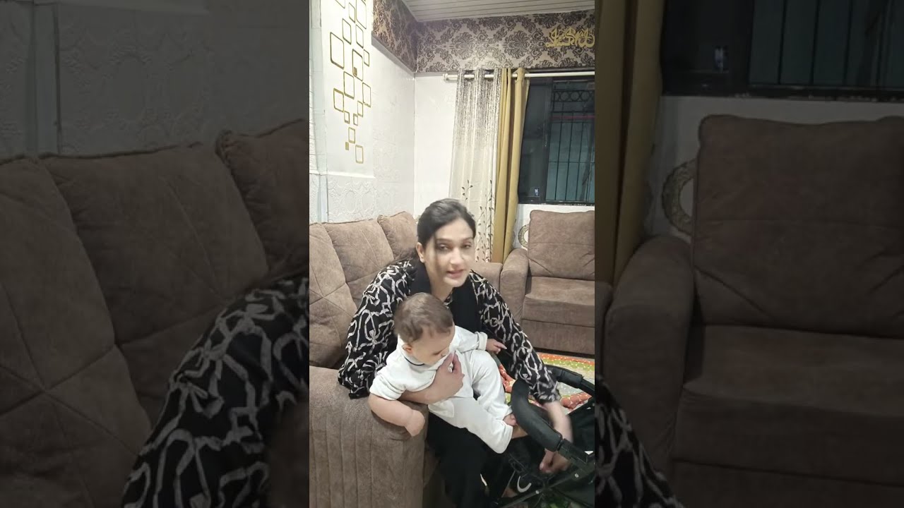 Fehmida khan is live! - YouTube