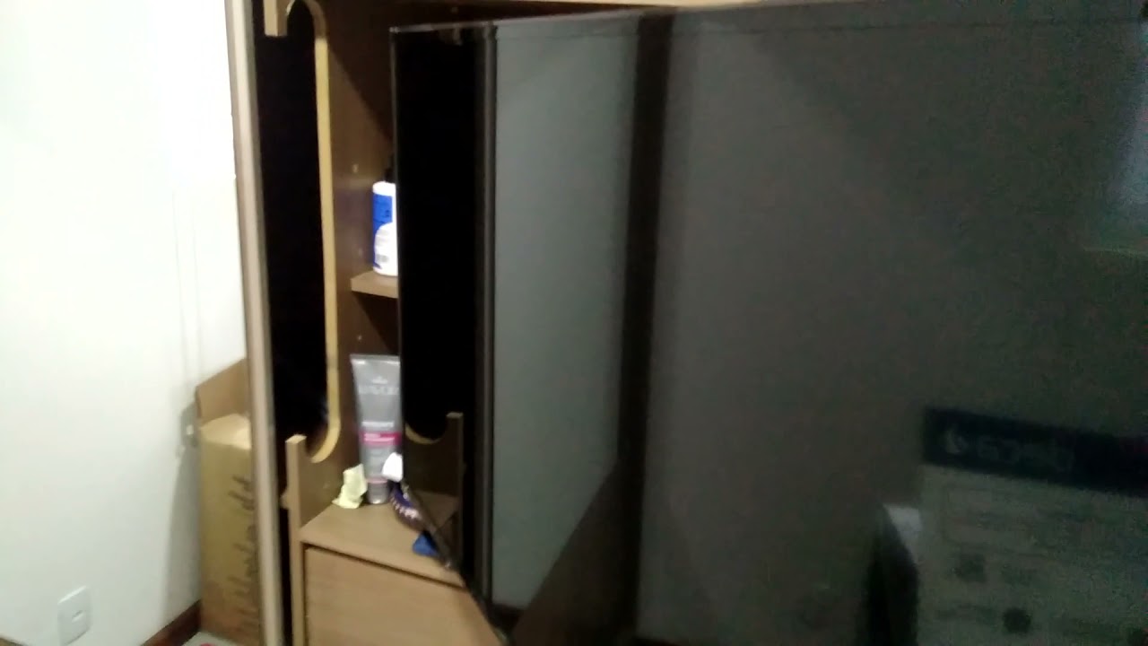 Tv embutida em roupeiro com porta de correr - YouTube