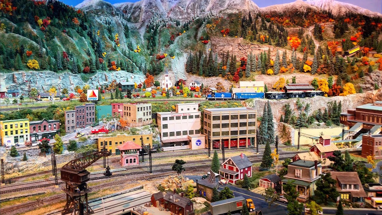 Beautiful Model Railroad layout in HO scale - YouTube