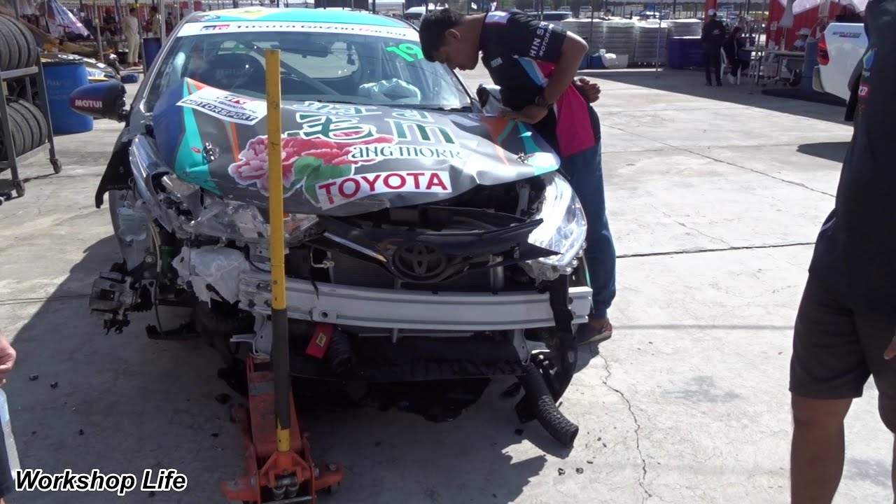Race Car Crash, The recovery during the Race, and the Aftermath. - YouTube