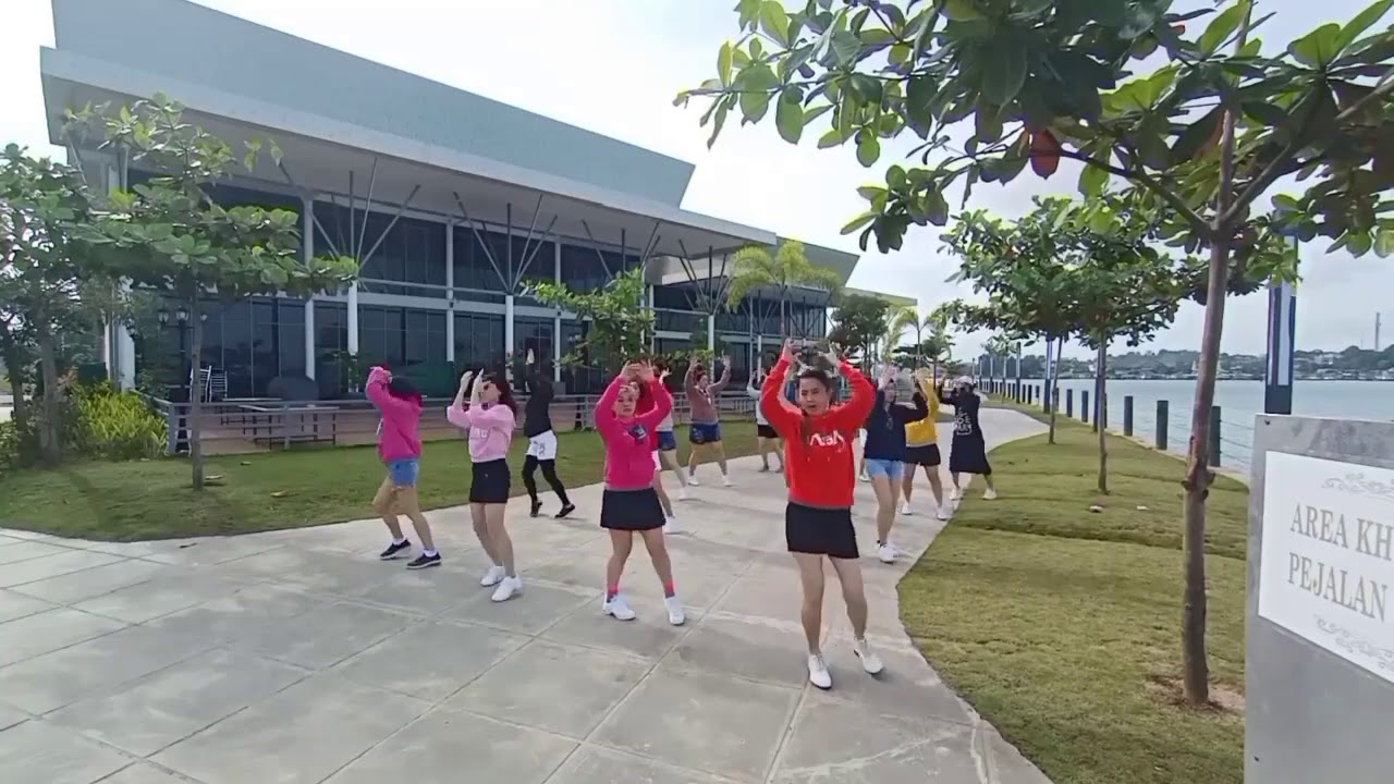 See You My Best Friend Line Dance (Beginner) - YouTube