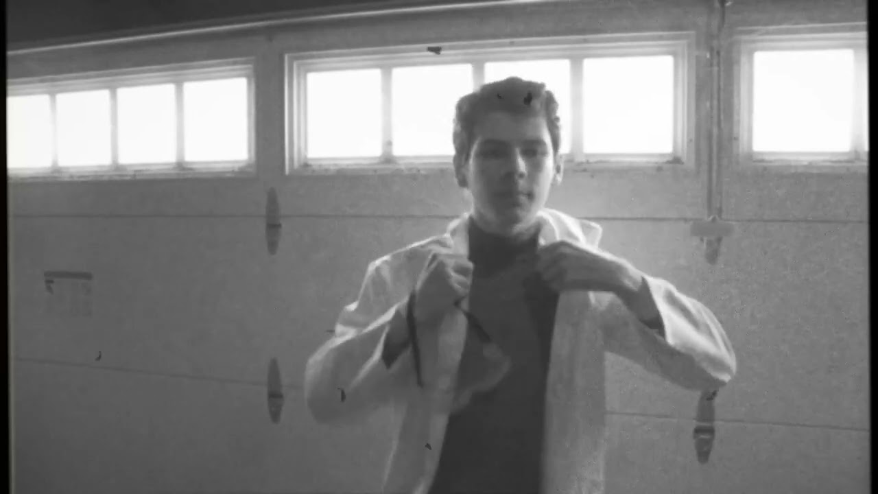 Kane Pixels does test on monkey - YouTube