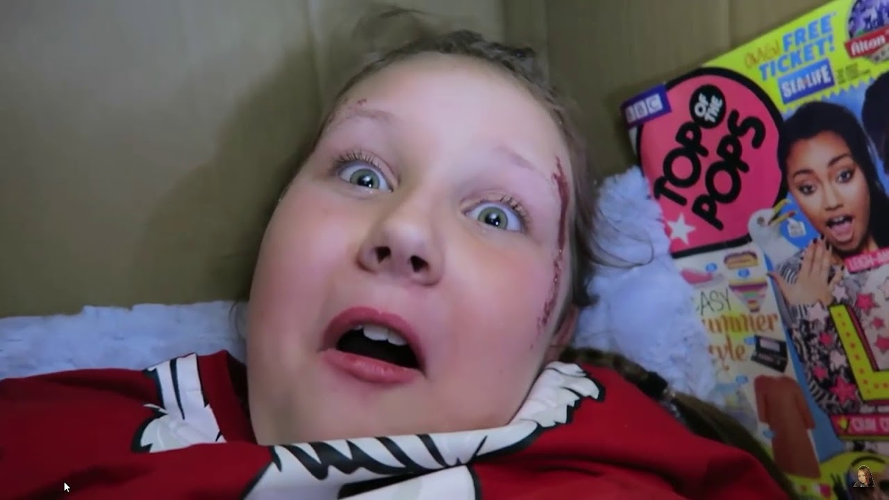 I mailed myself in a box to santa | Reacting to Ruby Rube part 2 - YouTube