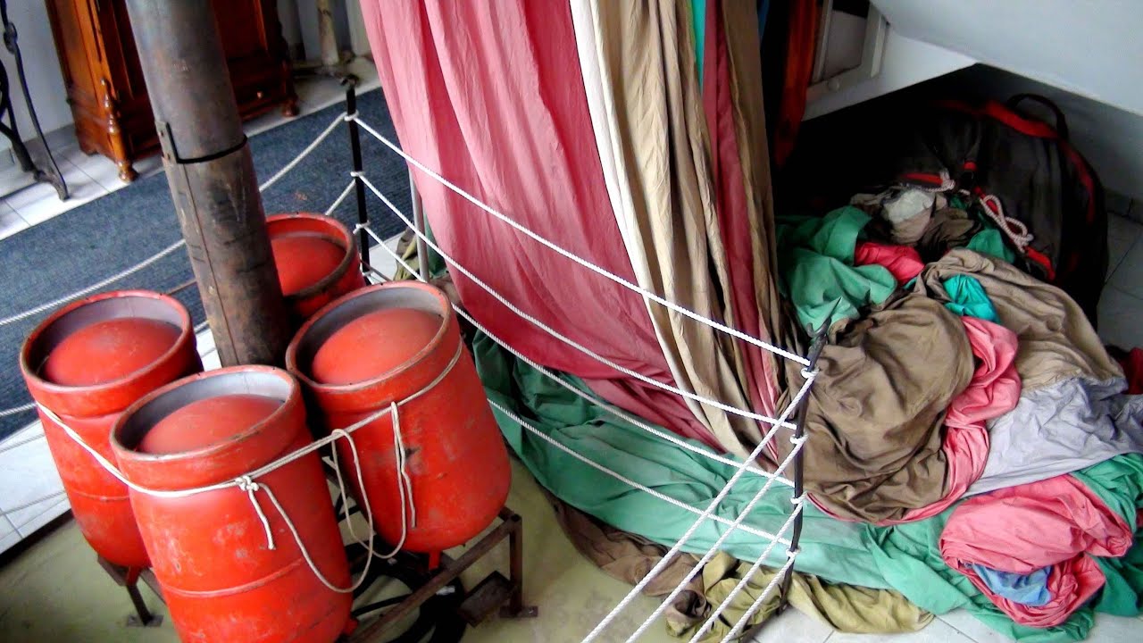 Practical Ballooning: The GDR Balloon - Night Crossing - YouTube