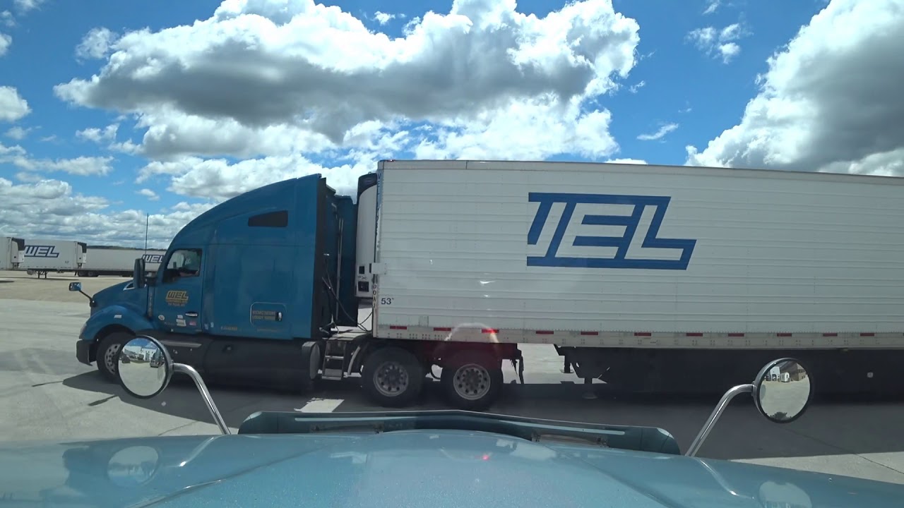 May 21, 2019/122 Trucking, picking up at WEL & Running the backroads ...