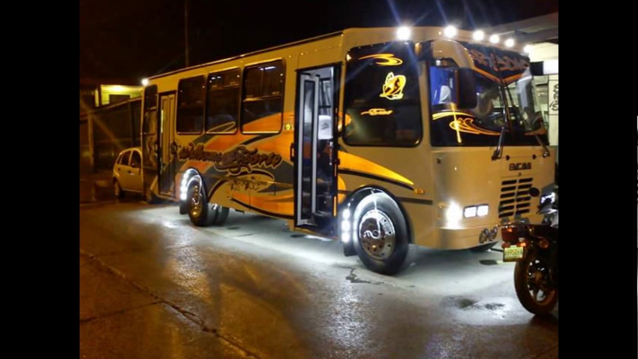 Lo Mejor De Las Encavas De William´s Rosarios - YouTube