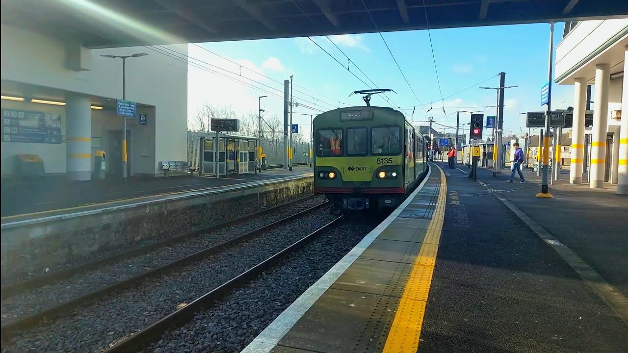 DART Pulling Into Howth Junction and Donaghmede Station! - YouTube