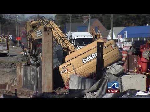 Construction equipment causes water main break damage in Virginia Beach ...